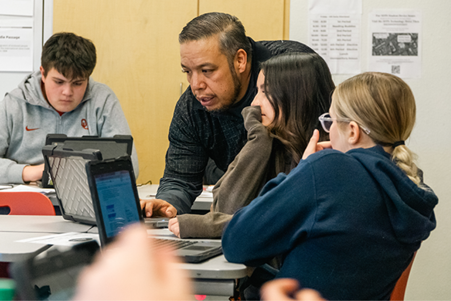 How to Use: WebQuests - iCivics